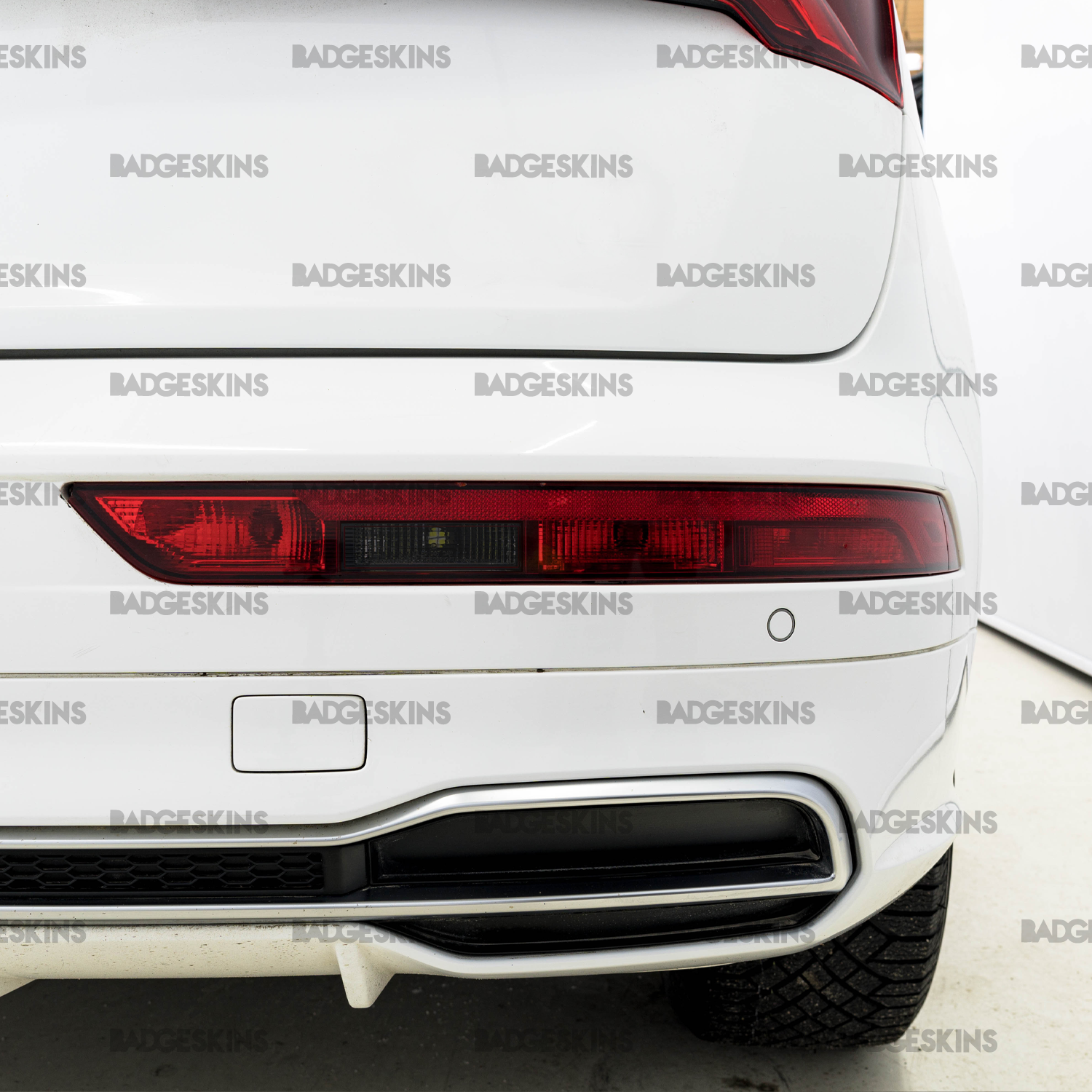 Audi - B9 - Q5/SQ5 - Rear Bumper Clear Lens Tint – Badgeskins