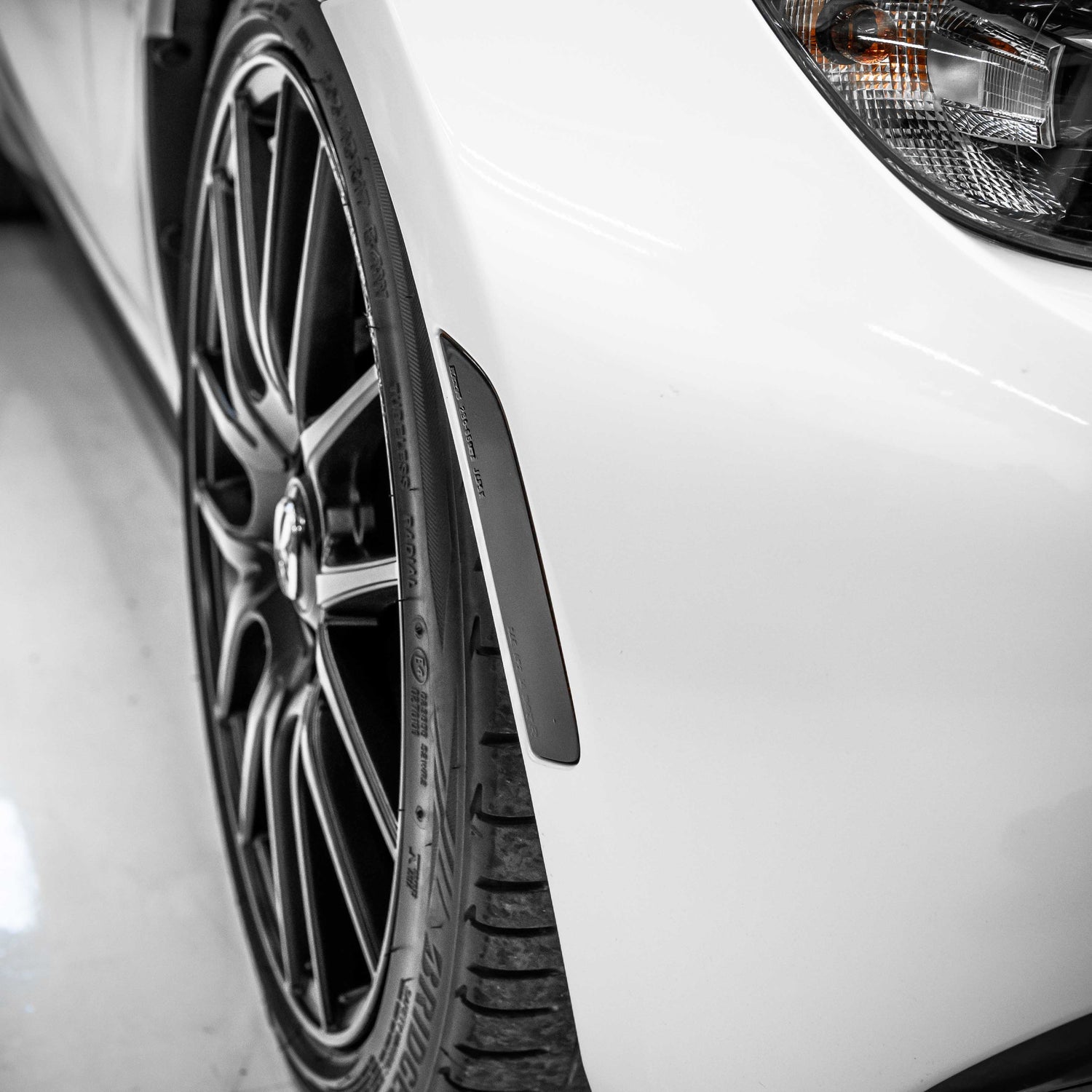 Mazda - ND - Miata/MX-5 - Front Bumper Side Reflector Tint – Badgeskins