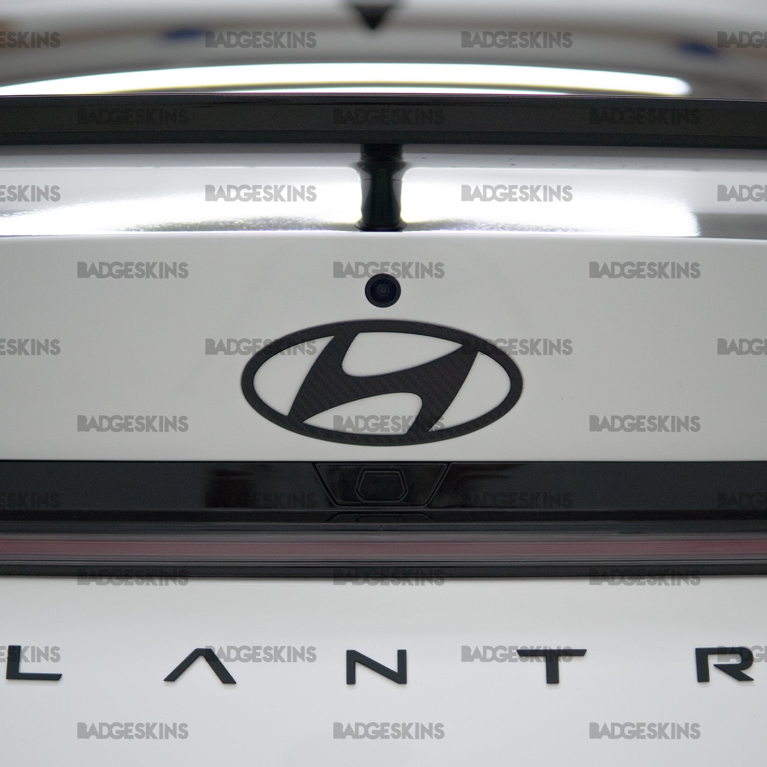 Hyundai - 7th Gen FL - Elantra - Rear Hyundai Emblem Overlay – Badgeskins