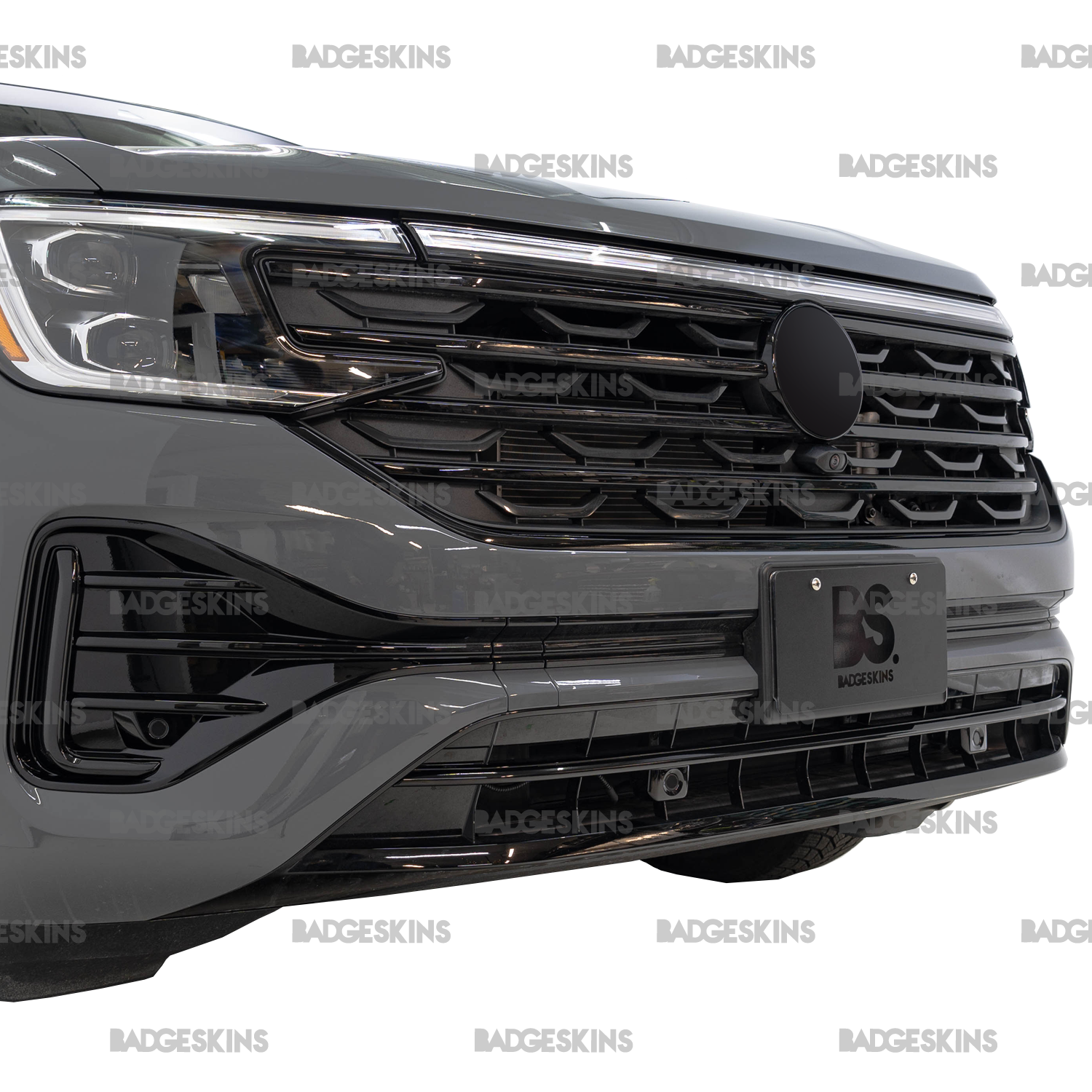 VW - MK1 (2024 FL) - Atlas R-Line - Front Bumper Chrome Delete – Badgeskins