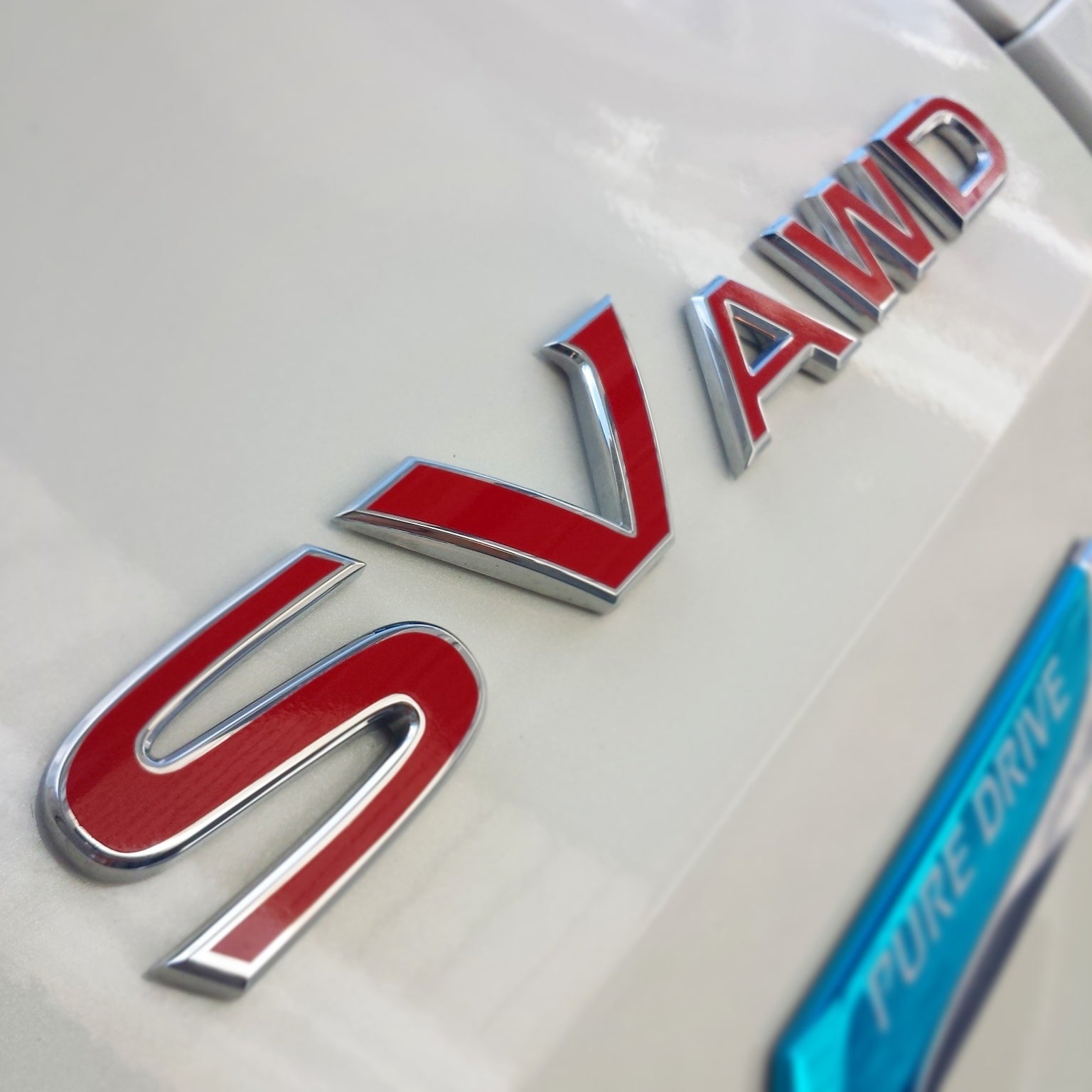 Nissan - 2nd Gen - Rogue - Rear SV AWD Badge Overlay – Badgeskins