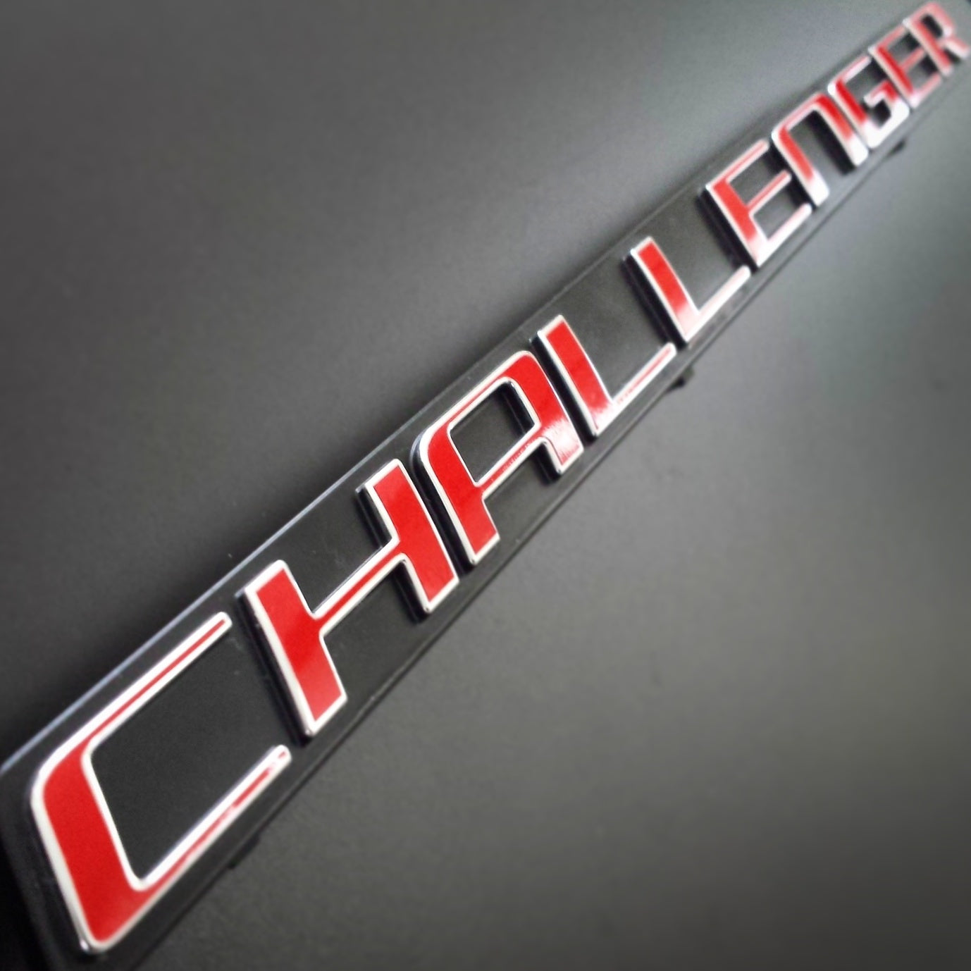 Dodge - Challenger - Rear Challenger Badge Overlay (2008-2014) – Badgeskins