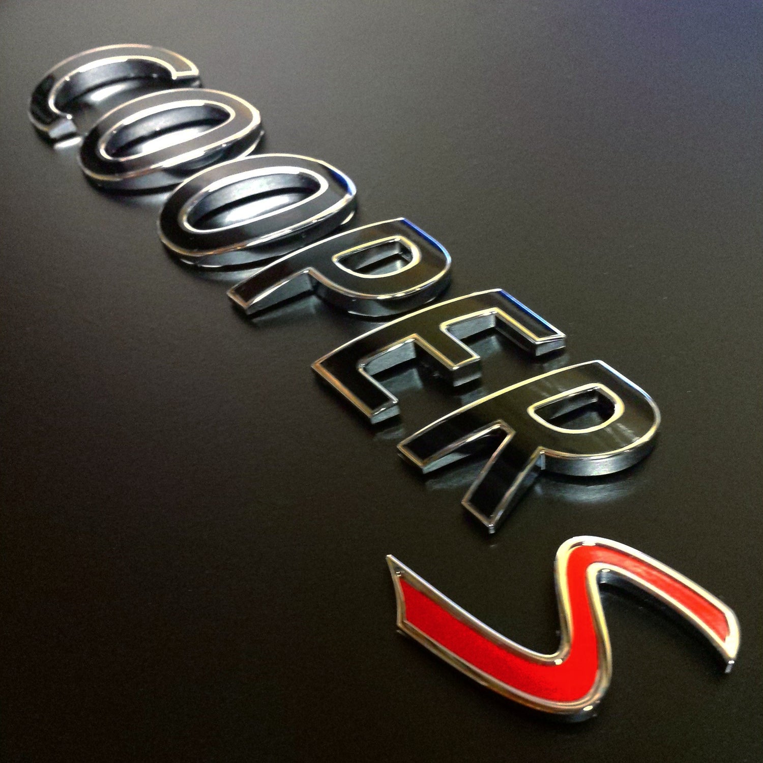 Mini - Cooper - Rear Cooper Badge Overlay – Badgeskins